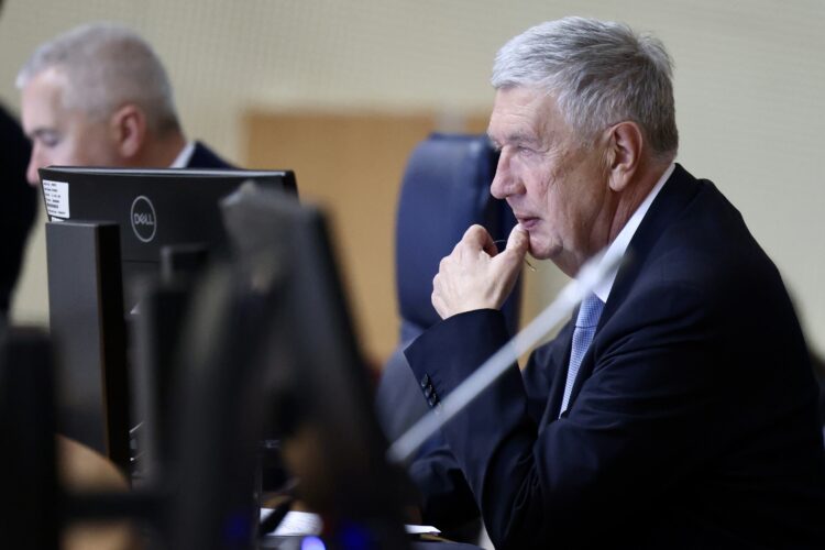 Danas nastavak sjednice Predstavničkog doma PSBiH - Radio Feral Danas nastavak sjednice Predstavničkog doma PSBiH - Radio Feral